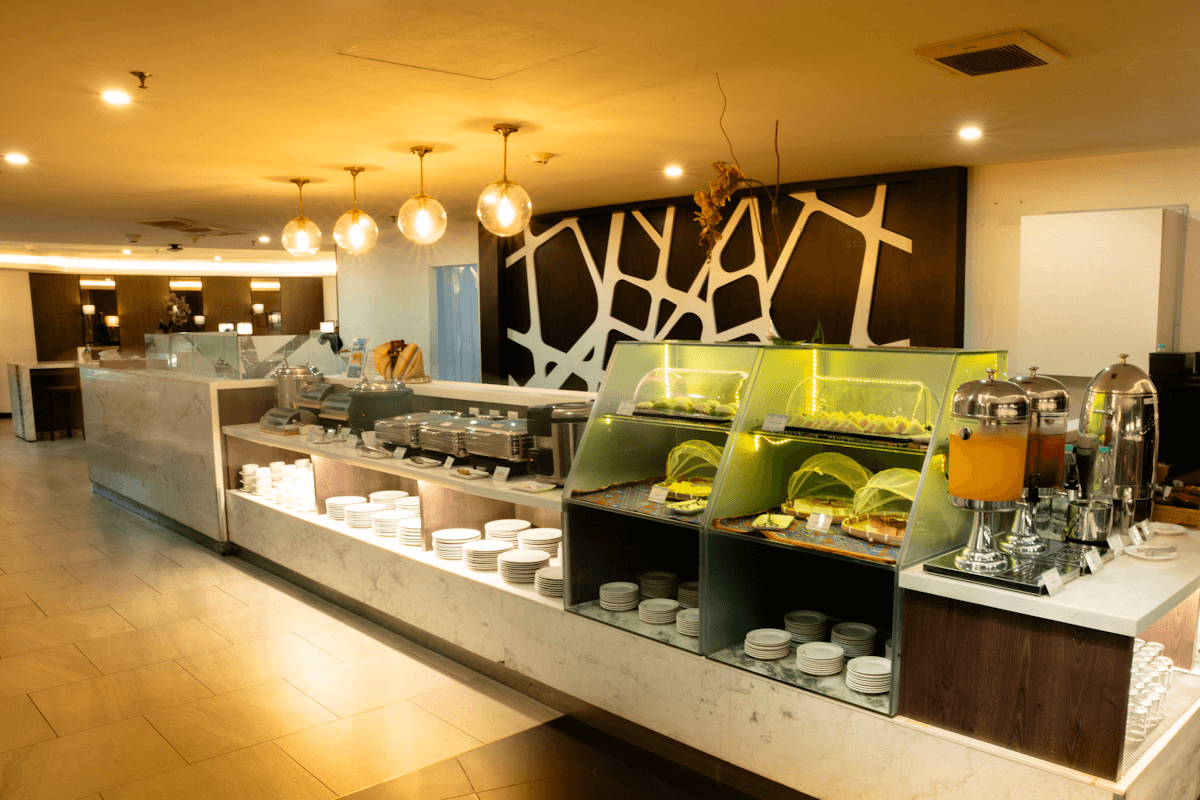 Discover the Golden Lounge Experience | Malaysia Airlines