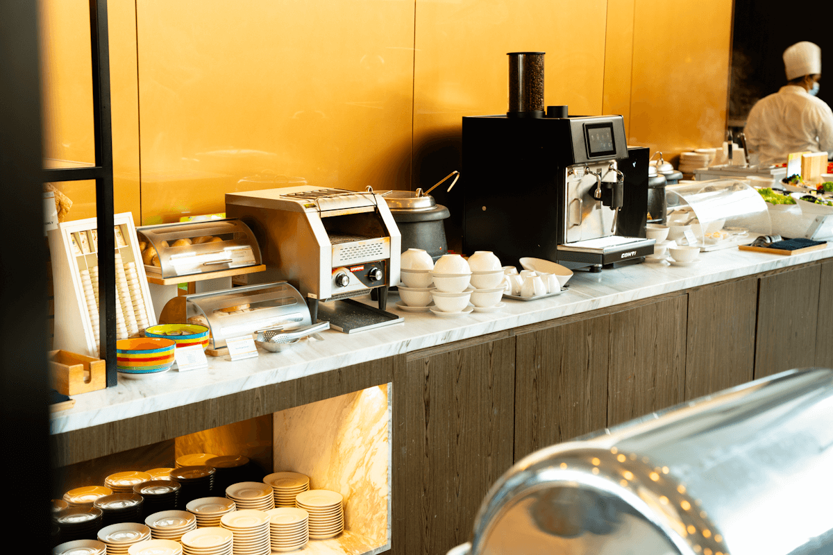 Discover the Golden Lounge Experience | Malaysia Airlines