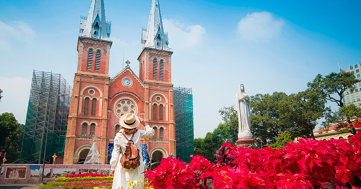 Fly to Ho Chi Minh: City of Trade and Culture | Malaysia Airlines